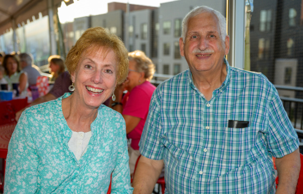 Ruthie & Ken Spade share their experience working with Mark Thudium.